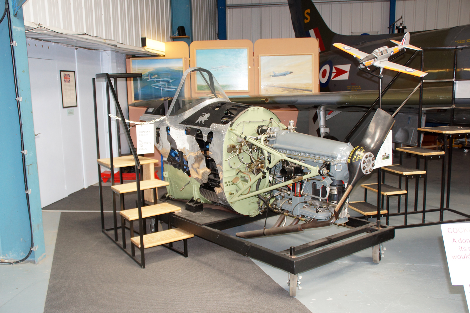 Chipmunk cockpit – AviationMuseum