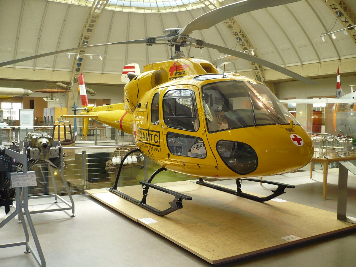 Aerospatiale AS355F1 Ecureill – AviationMuseum