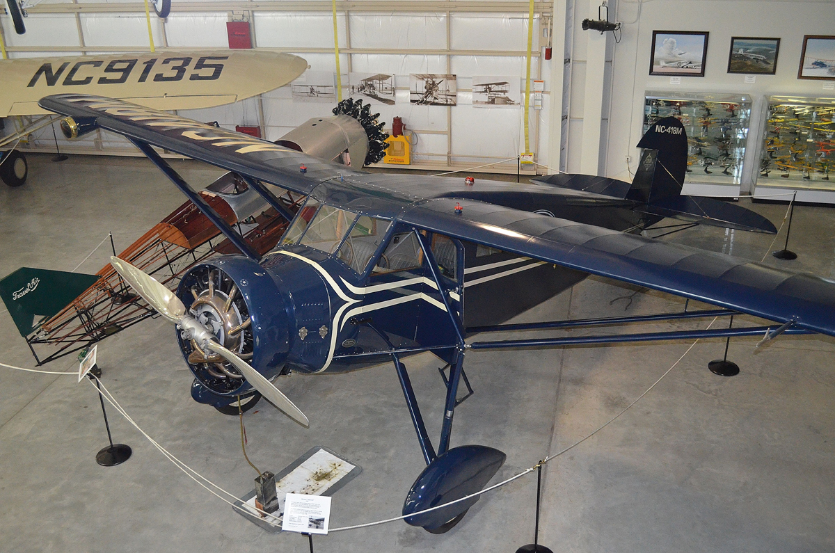 Stinson SM-8A Detroiter NC418M – AviationMuseum